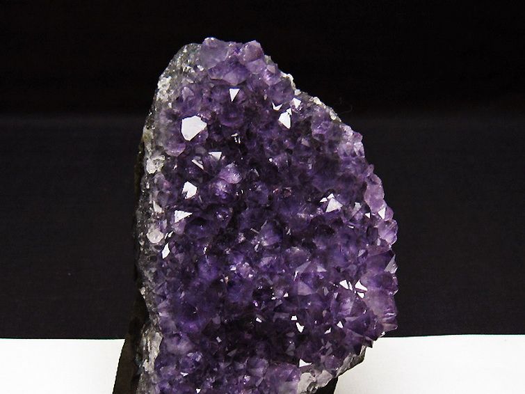 パワーストーン 天然石 ウルグアイ産アメジストクラスター[T614-9027]